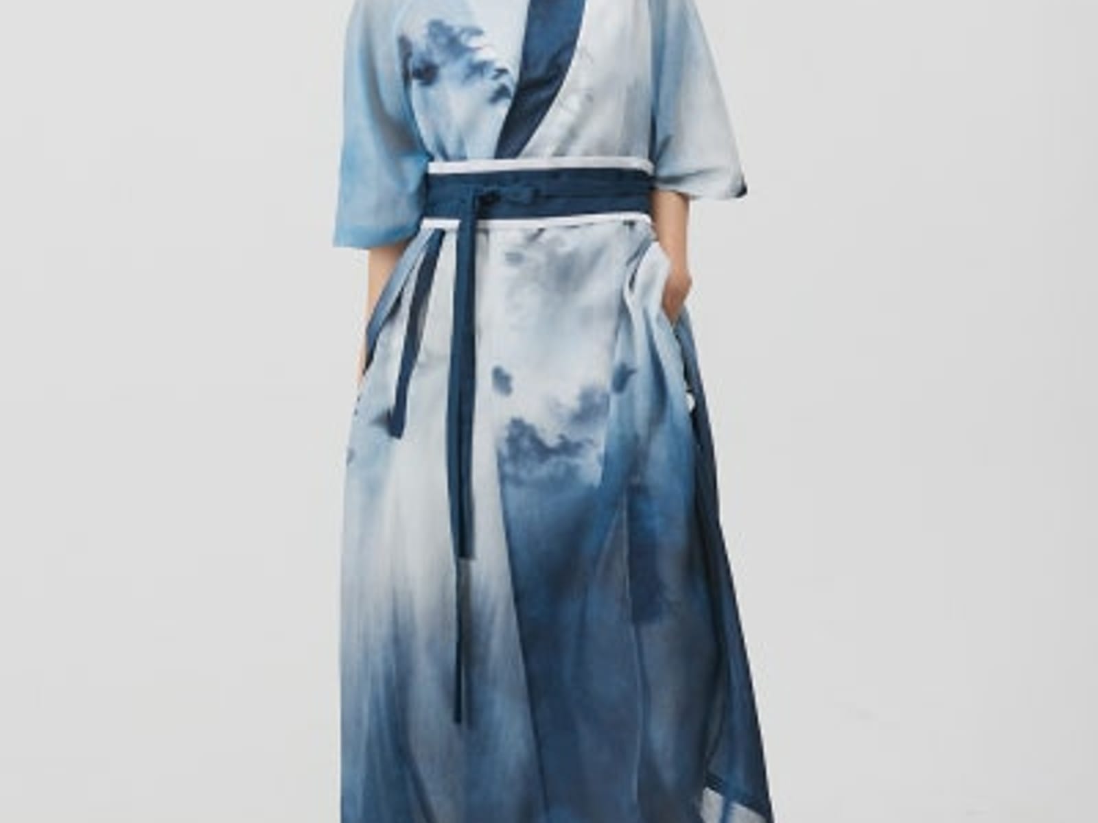 Understanding Hanbok: The Difference Between Durumagi and Dapo